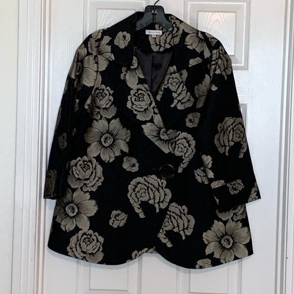 PATTY KIM | Jackets & Coats | Festive Black And Gold Floral Party ...
